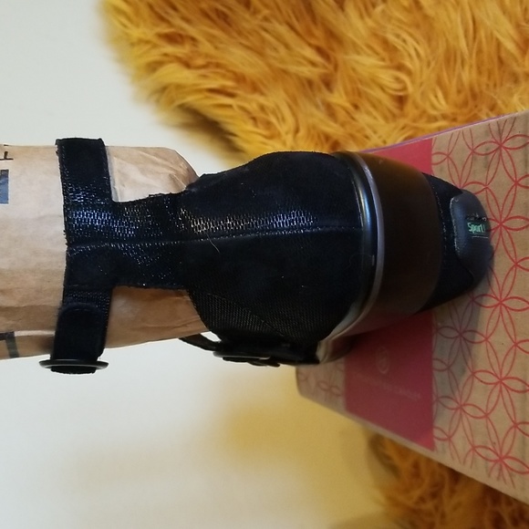 JSport by Jambu | Shoes | Jambu Sport Wedge Mary Jane Shoe 9m | Poshmark